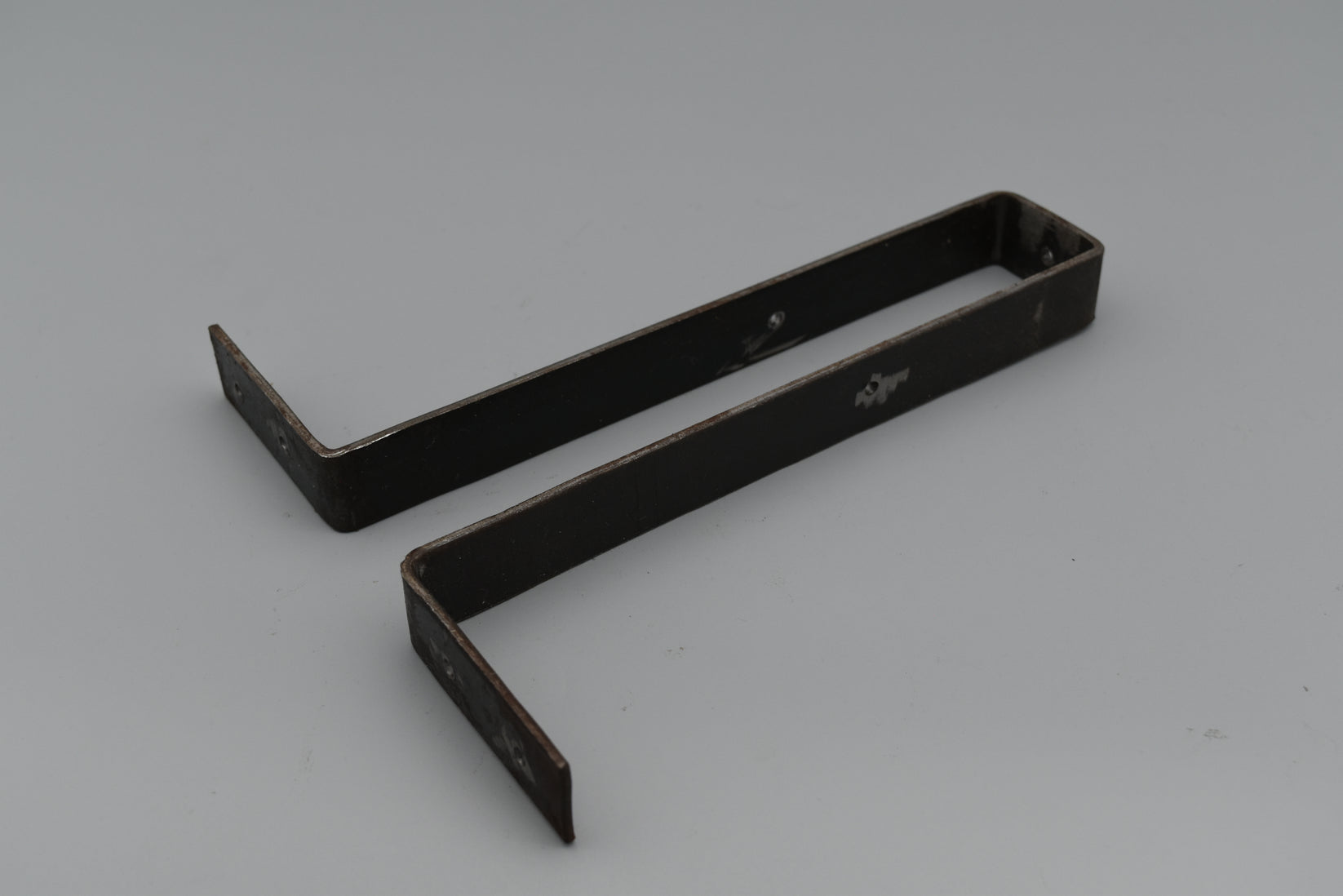 Scaffold Board Shelf Support Bracket 9" – Spearhead & Company