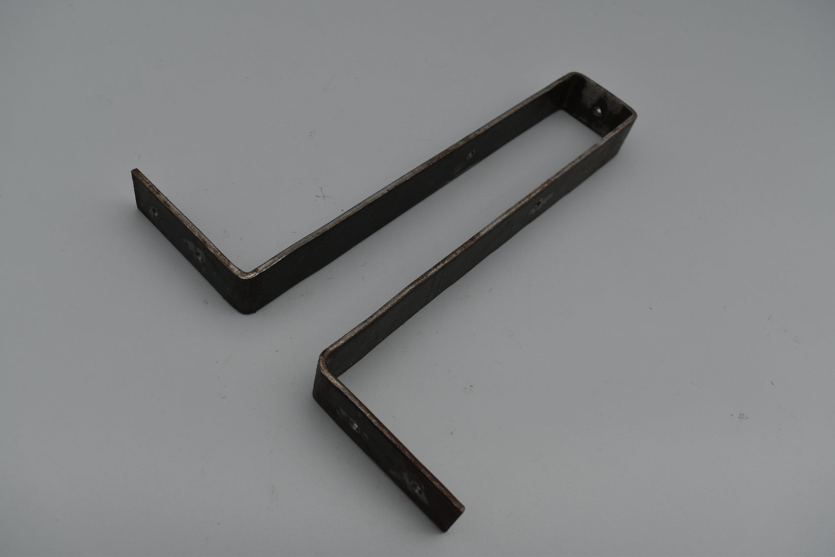 Scaffold Board Shelf Support Bracket 9" – Spearhead & Company