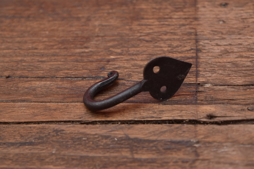 Gothic End Hand Forged Single Hook – Spearhead & Company